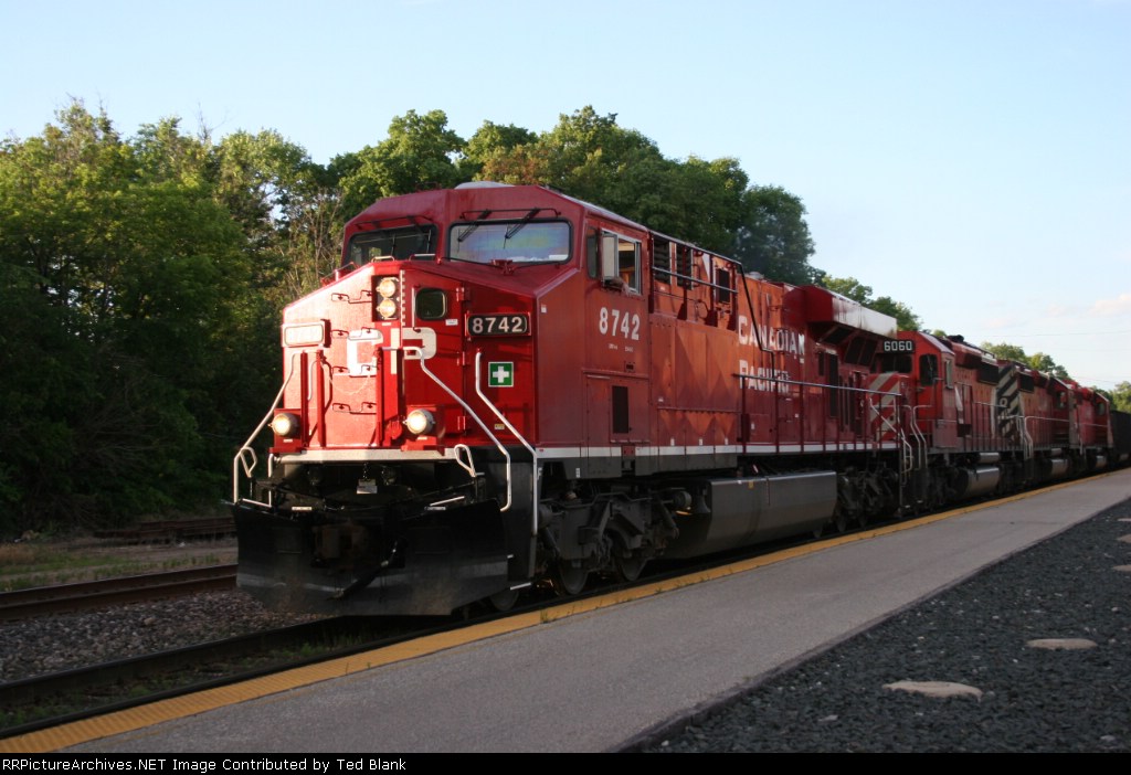 CP 8742